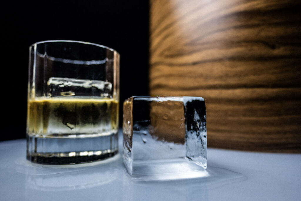 Artisanal Ice - Southern Ice Distributors | Drinking Ice | Salt Ice ...